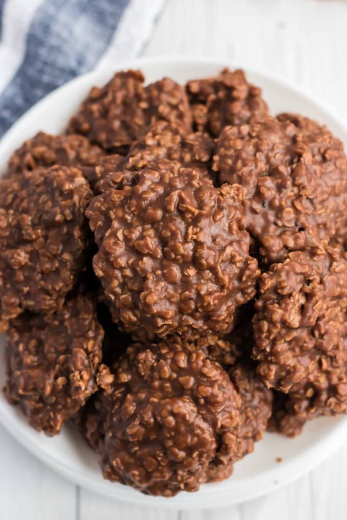 Chocolate Peanut Butter No Bake Cookies - Spaceships and Laser Beams