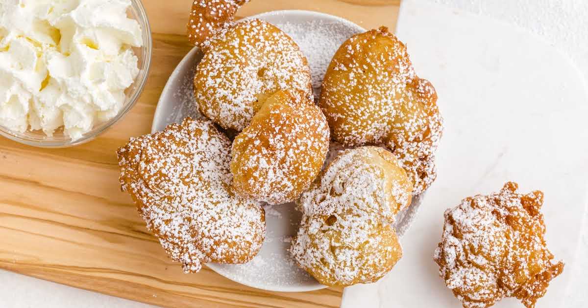 Fried Cake Balls At The Fair