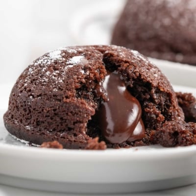 Easy Lava Cake Recipe - Spaceships and Laser Beams
