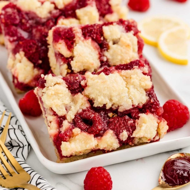Raspberry Squares - Spaceships and Laser Beams