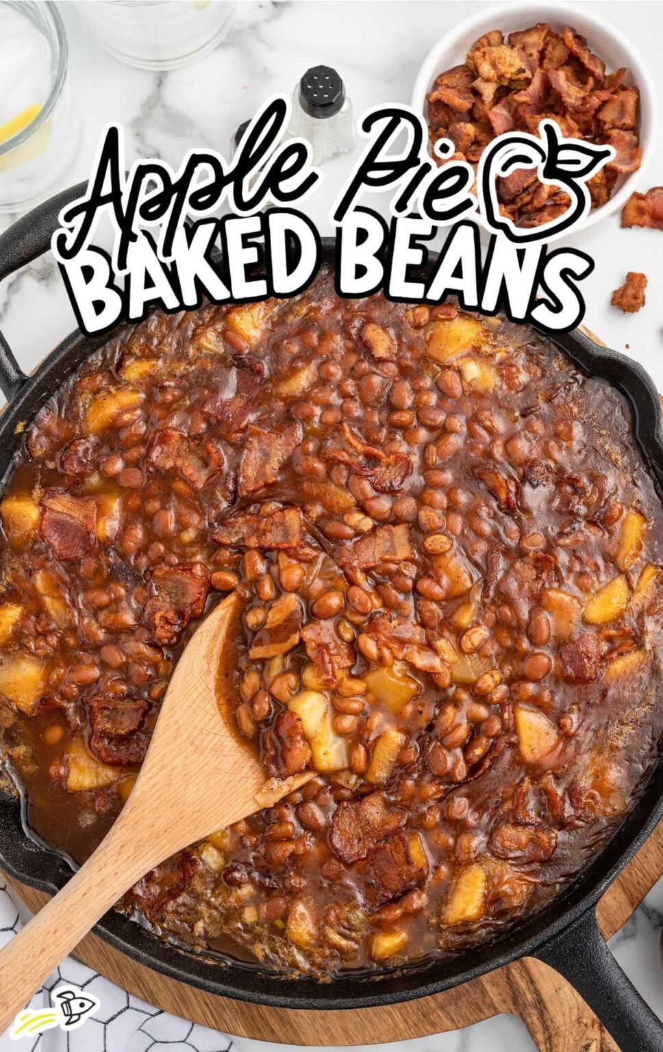 Apple Pie Baked Beans - Spaceships and Laser Beams
