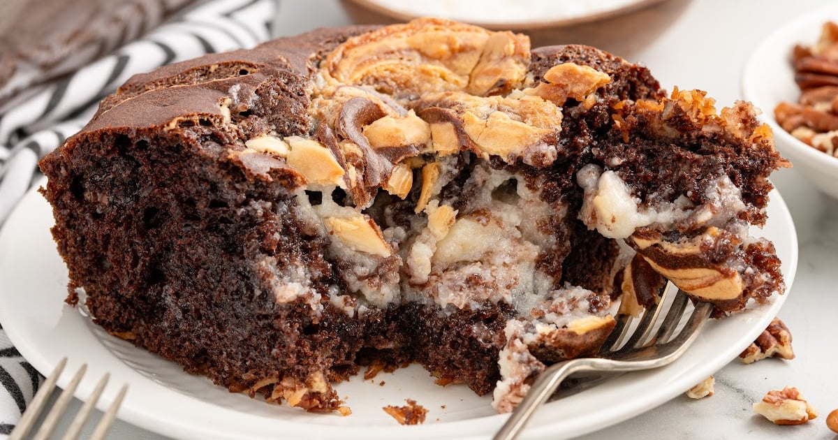 The Best Earthquake Cake Recipe - Spaceships and Laser Beams